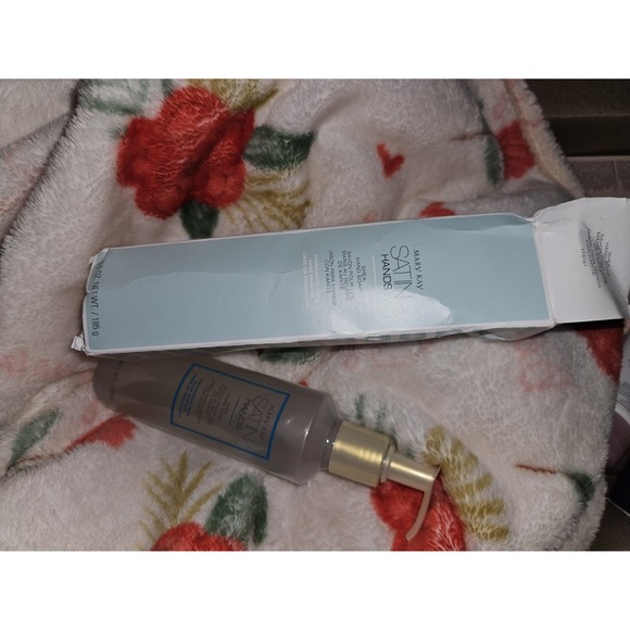 Mary Kay | Bath & Body | Mary Kay Satin Hands Shea Hand Soap New | Poshmark